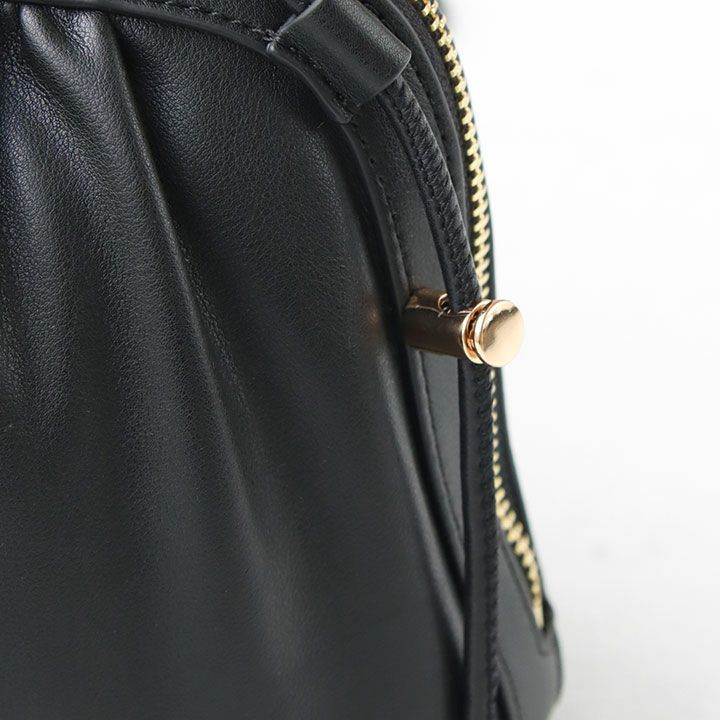 A.P.C.(アーペーセー) NINON ドローストリング ショルダーバッグ A.P.C.(アーペーセー) NINON ドローストリング ショルダーバッグ